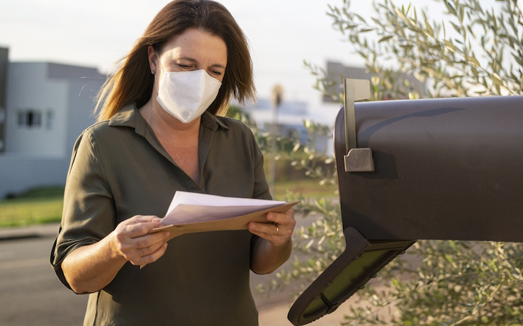 9 Identity Theft Warning Signs — and What to Do About Them - AskMoney.com